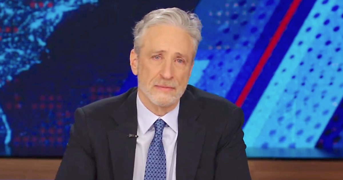 Jon Stewart Breaks Down in Tears Announcing Death of His Beloved Dog ...