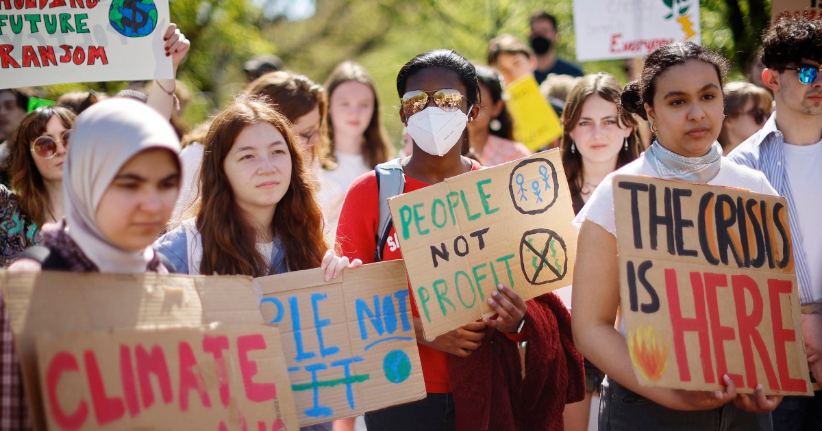 20 Earth Day Facts For Kids and Adults