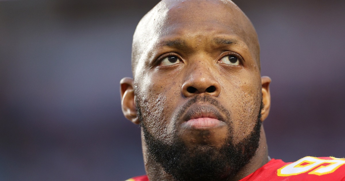 Ex-NFL Star Terrell Suggs Arrested After Starbucks Drive-Thru Incident