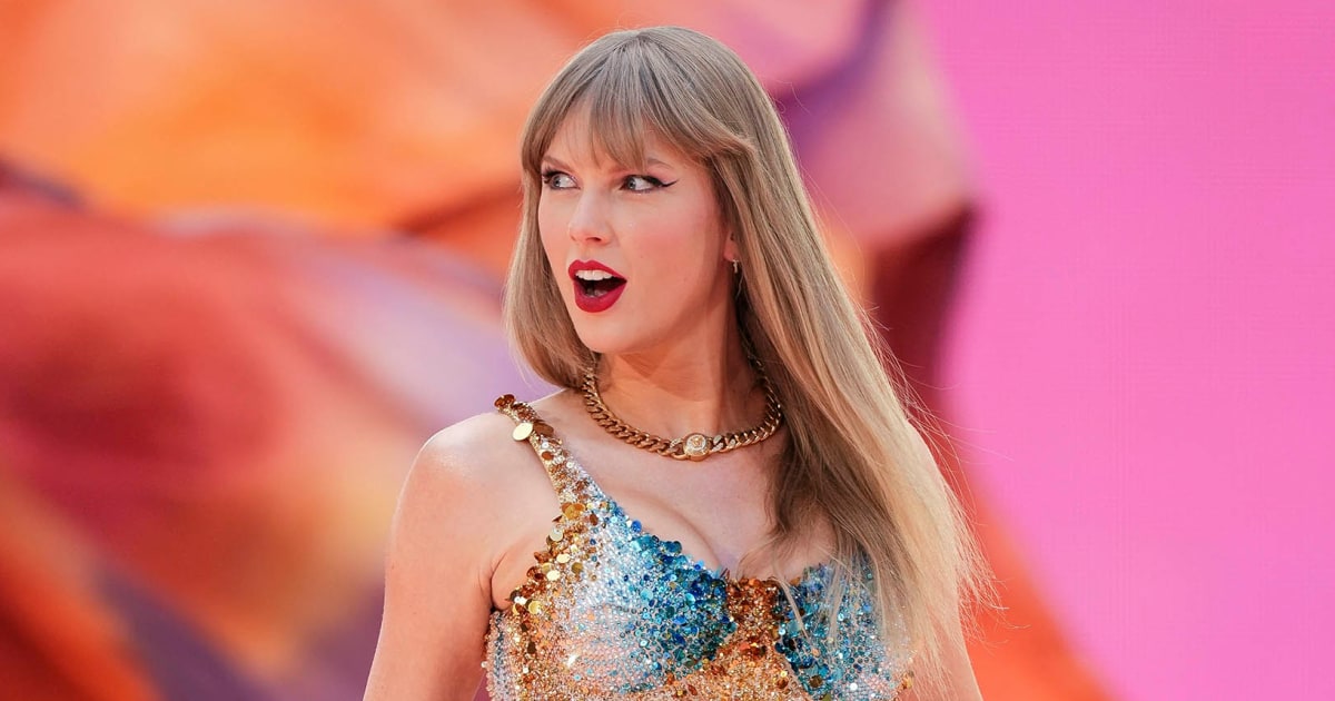 Taylor Swift Swallowed A Bug During London 'Eras Tour' Concert