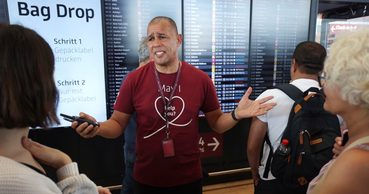 Mass IT outage hits airports, businesses and broadcasters around the world