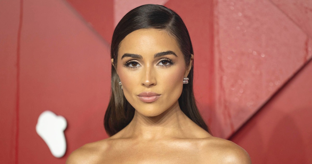 Why Olivia Culpo's Wedding Dress, Makeup Is Sparking Backlash On Social ...
