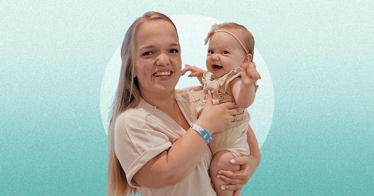 '7 Little Johnstons' Star Elizabeth On Raising Average-Sized Baby