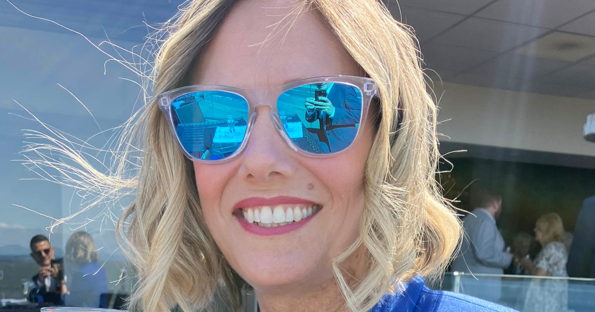 Mom's Social Media Message After Dying of Breast Cancer Goes Viral