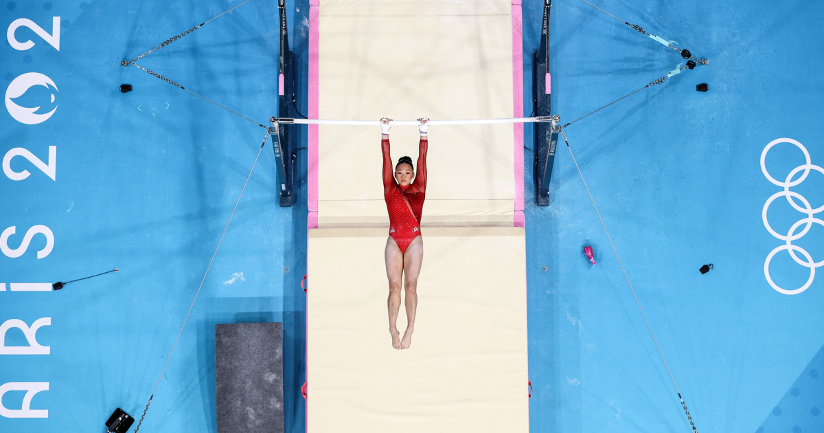 Suni Lee Wins Bronze In Uneven Bars Event Final