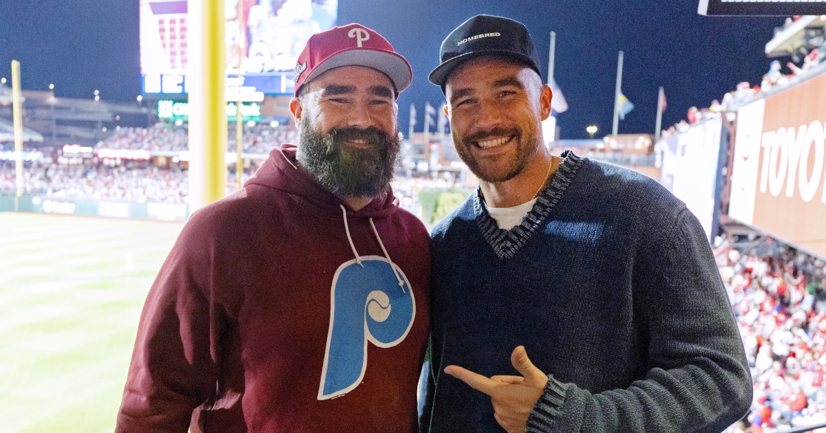 Football brothers Jason and Travis Kelce ink new podcast deal with Amazon