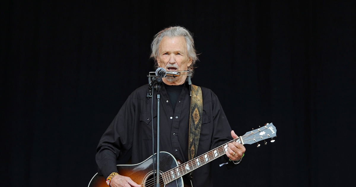 Kris Kristofferson, Who Starred in ‘A Star Is Born,’ Dies at 88