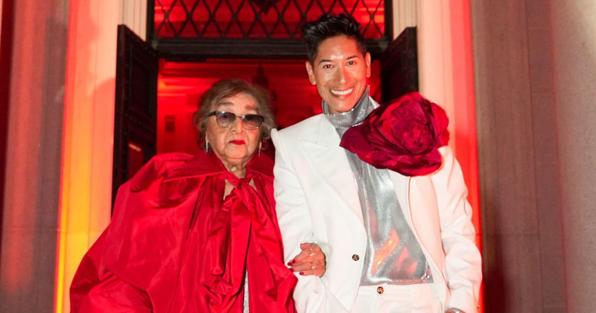 Carlos Eric Lopez Día de Muertos Gala: How The Annual Party Was ...