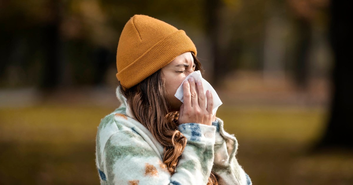 Fall Allergy Symptoms 2024: Expert Tips To Manage Allergies