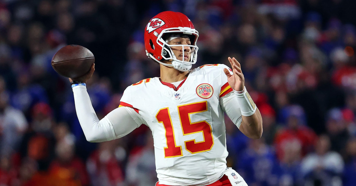 Patrick Mahomes Fined Over $14,000 For ‘Violent Gesture’ During Bills Game