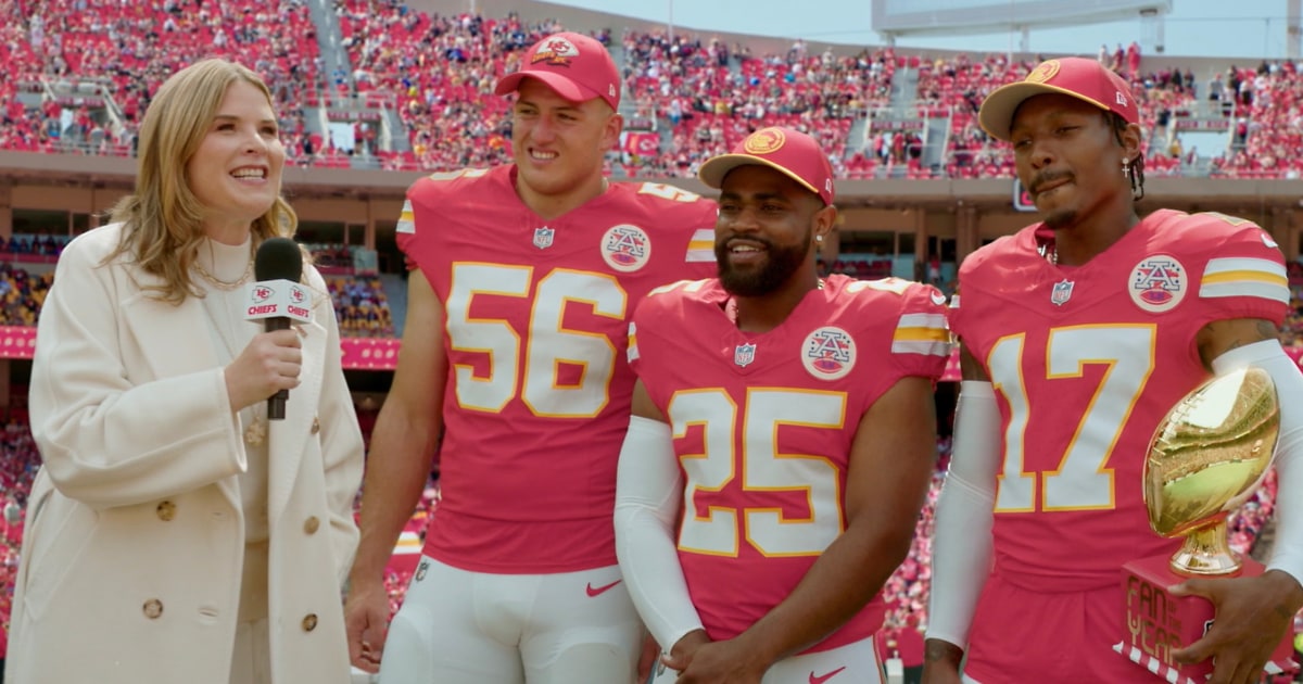 Watch ‘Holiday Touchdown: A Chiefs Love Story’ Trailer With Jenna Bush ...