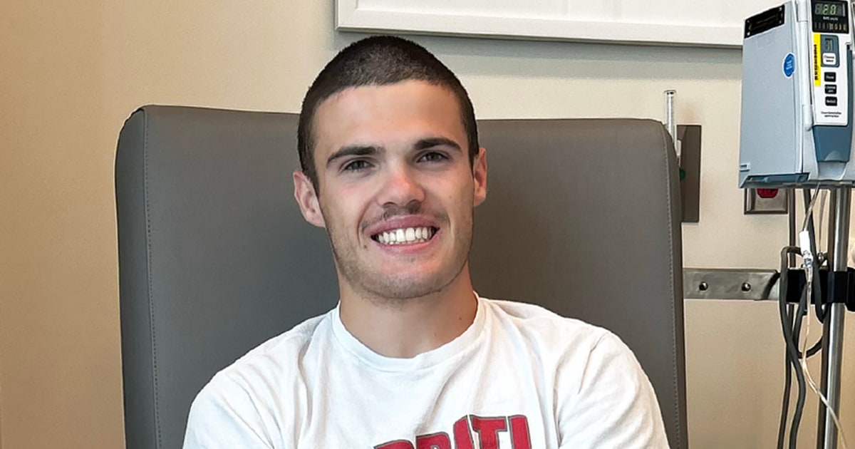 College Student, 20, Details 1st Sign of Testicular Cancer, Groin Soreness