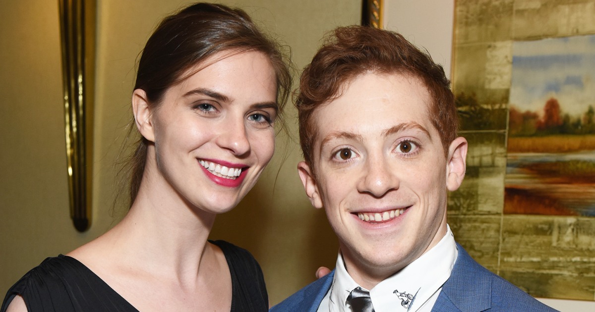 Ethan Slater's Ex-Wife, Lilly Jay, Writes About Divorce Amid His ...