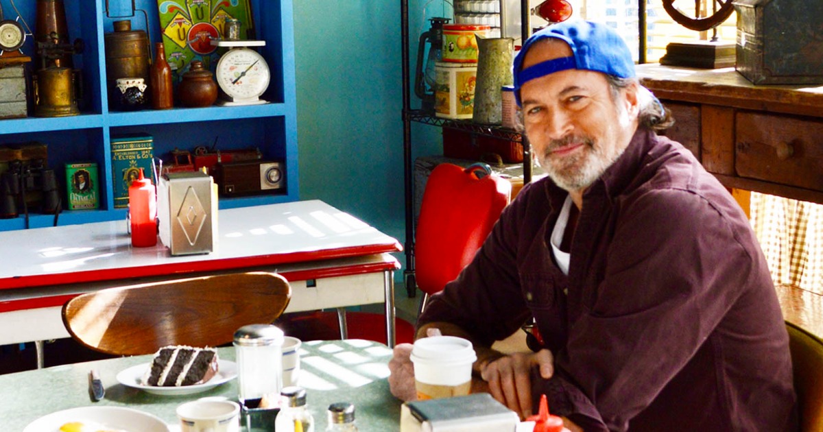 'Gilmore Girls' Star Scott Patterson On Why He Decided To Embrace Being ...