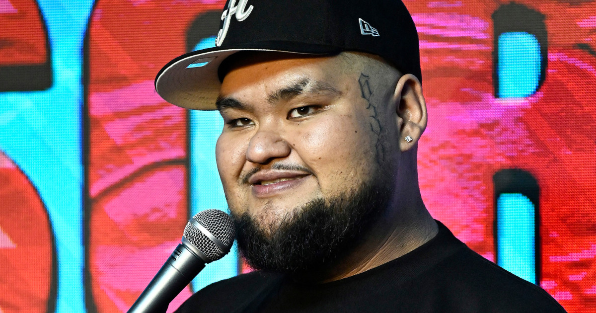 Comedian Ken Flores Dies At 28 During National Tour