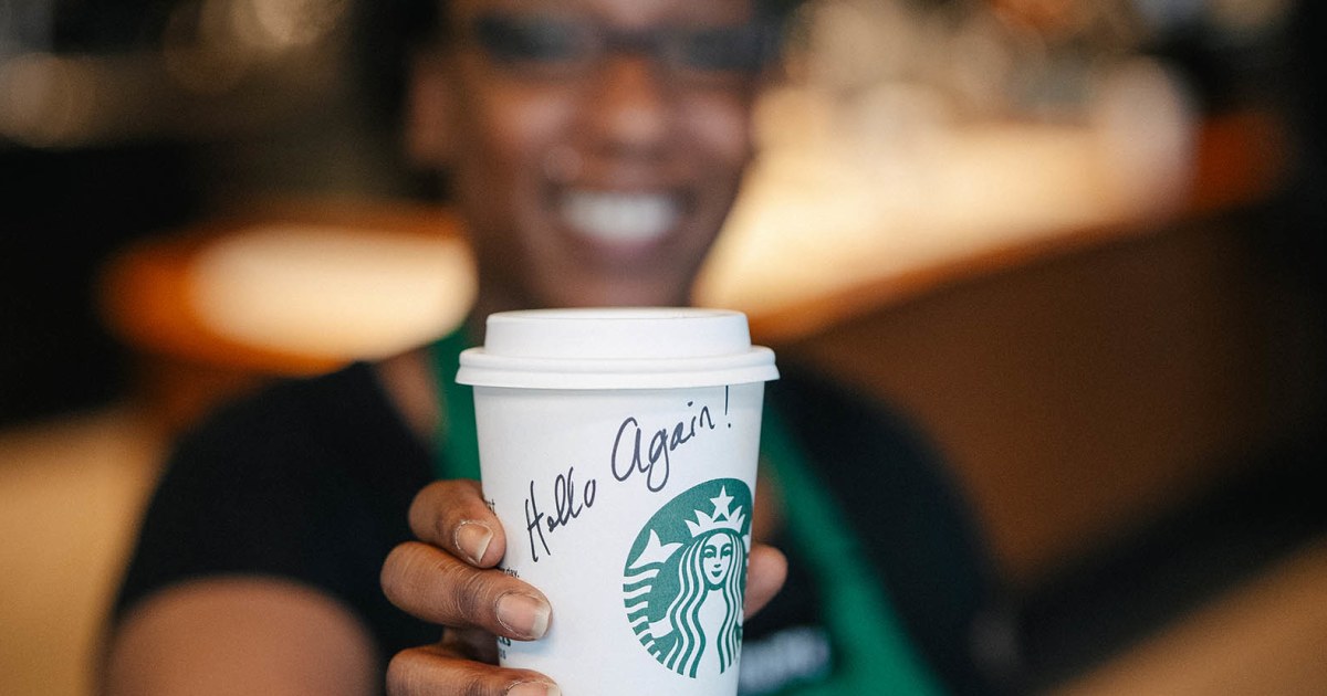 Starbucks Baristas Complain About Cup-Writing Policy