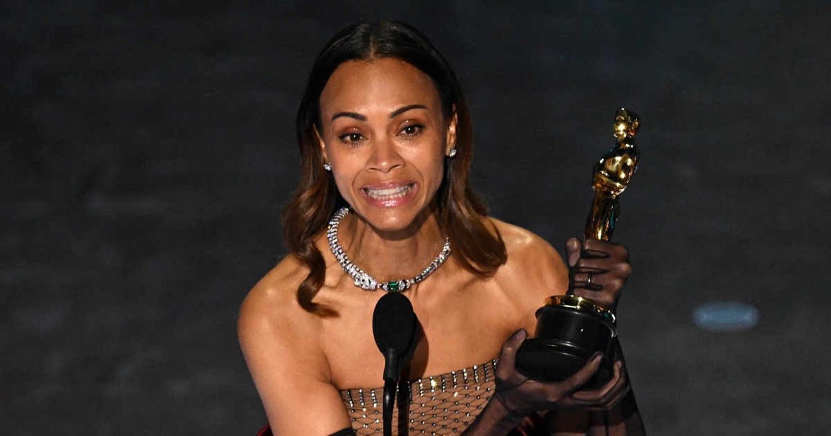 Zoe Saldaña's Oscar Speech Honors Her Mom, Family