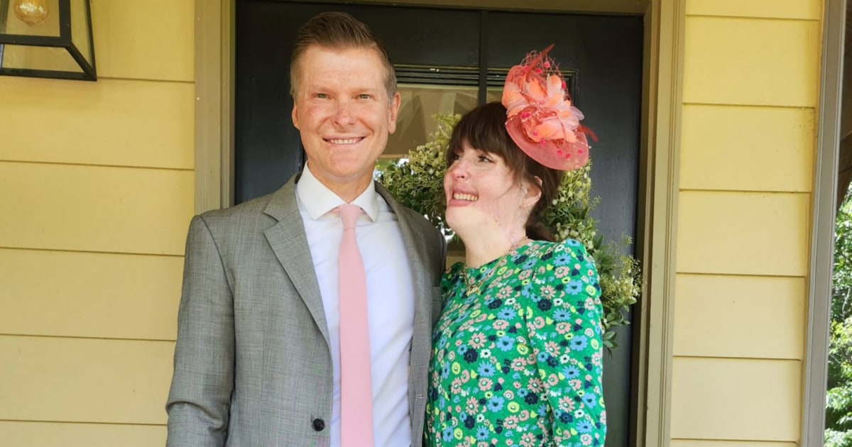 Stephanie Nielson, Blogger and Plane Crash Survivor, Pregnant at 44