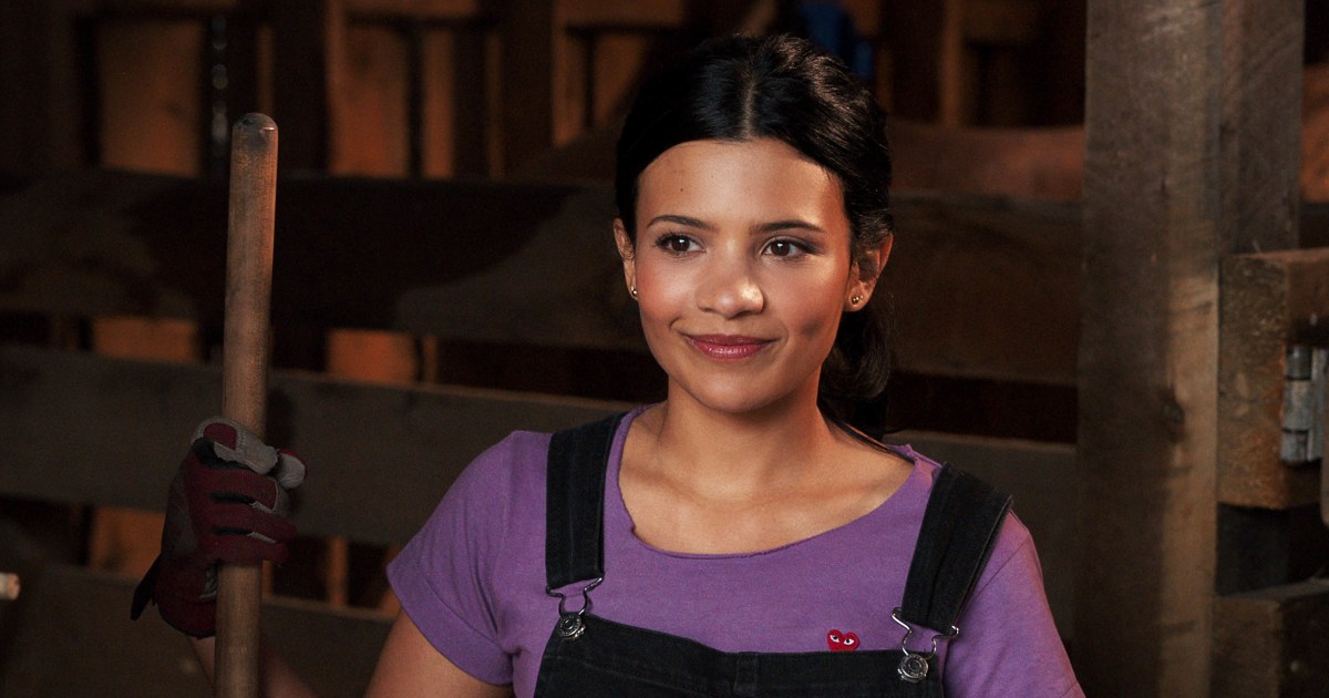 Does Jackie End Up With Cole or Alex In 'My Life With the Walter Boys ...