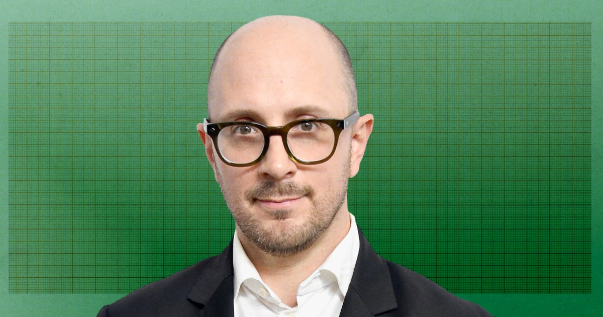 Steve Burns Talks New Podcast and Being Compared to Fred Rogers