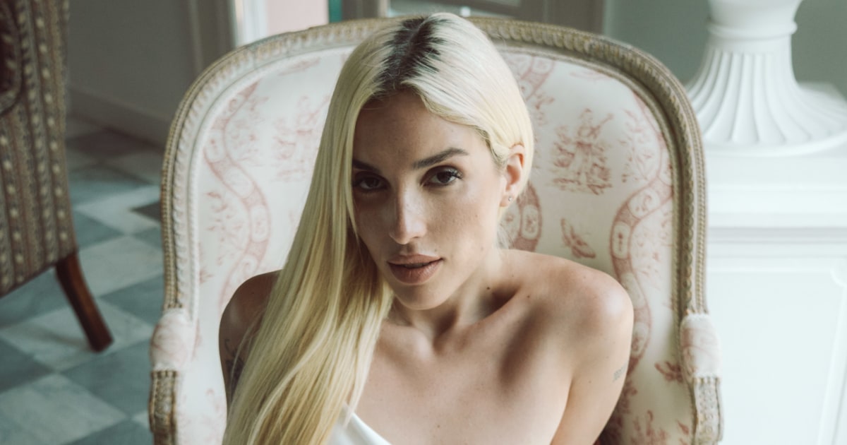 Elena Rose Talks 'Bendito Verano,' Upcoming Tour: EXCLUSIVE