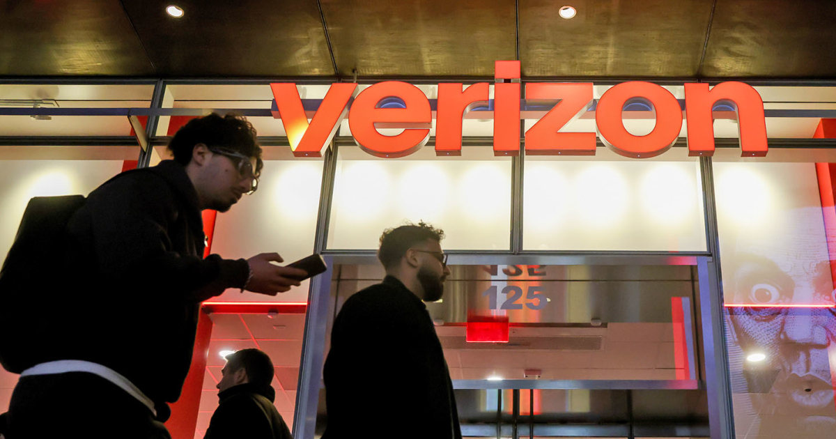 Verizon To Issue $20 Credits to Customers Impacted by Cell Service Outage