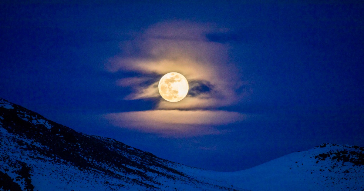 February Full Snow Moon in Leo: 4 Signs Need to Take Action Big Time