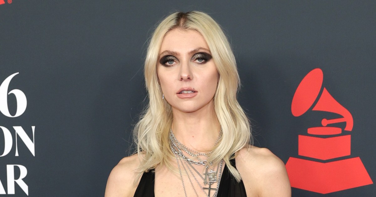 Taylor Momsen Shares Photos, Update After Hospitalization for Spider Bite
