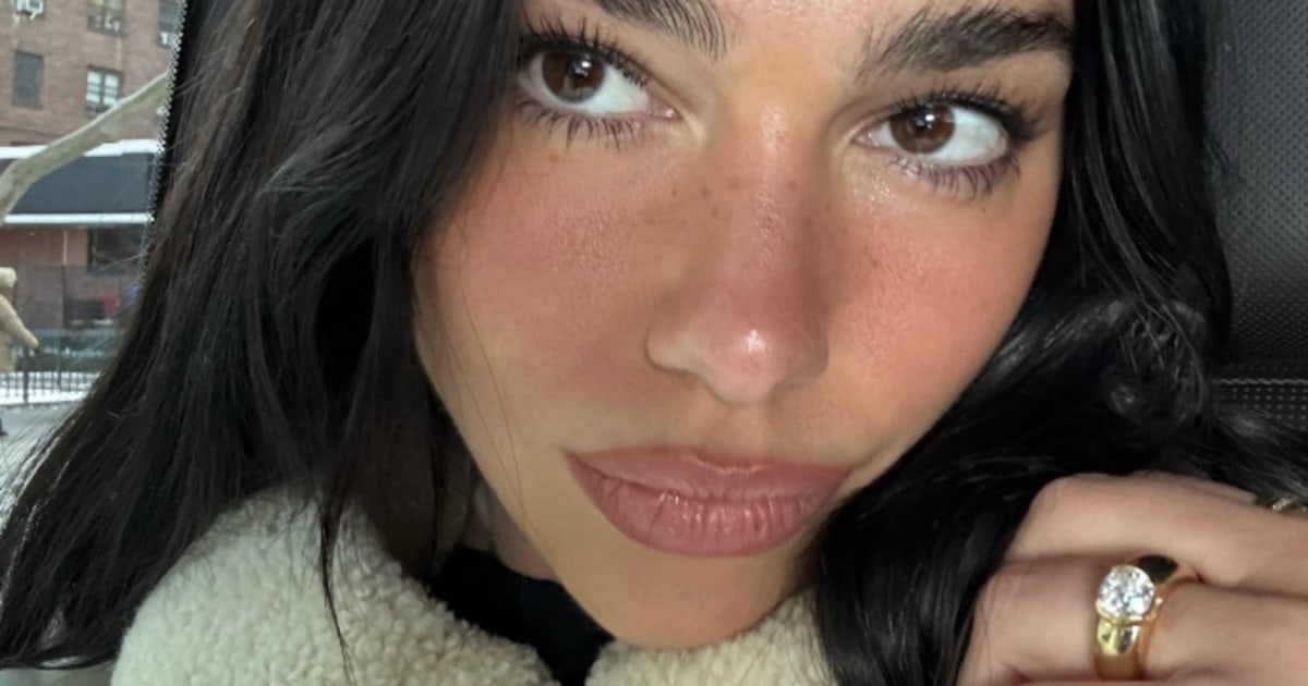 Dua Lipa’s Chunky Engagement Ring Analyzed By Jewelers