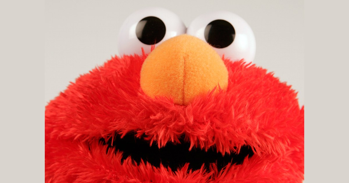 Crib notes: 'Evil Elmo,' sisterly chats and Kidz Bop