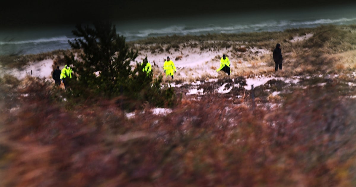 Police pound online pavement to solve crimes