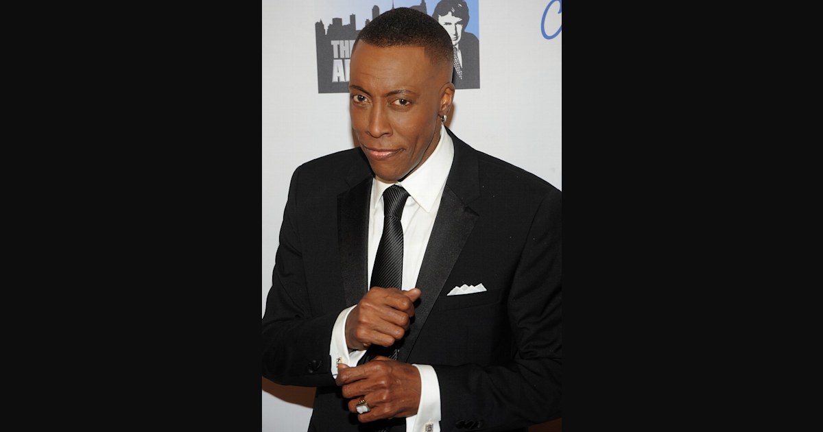 Arsenio Hall returns to TV with late-night talk show