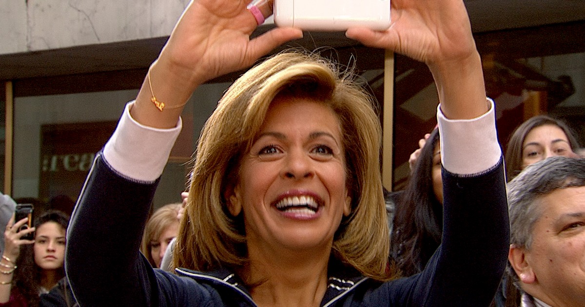 Hoda catches boy-band fever