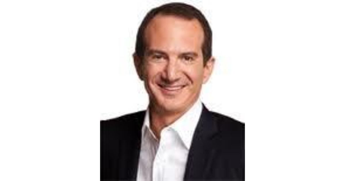 David Bach: Buck up and invest!