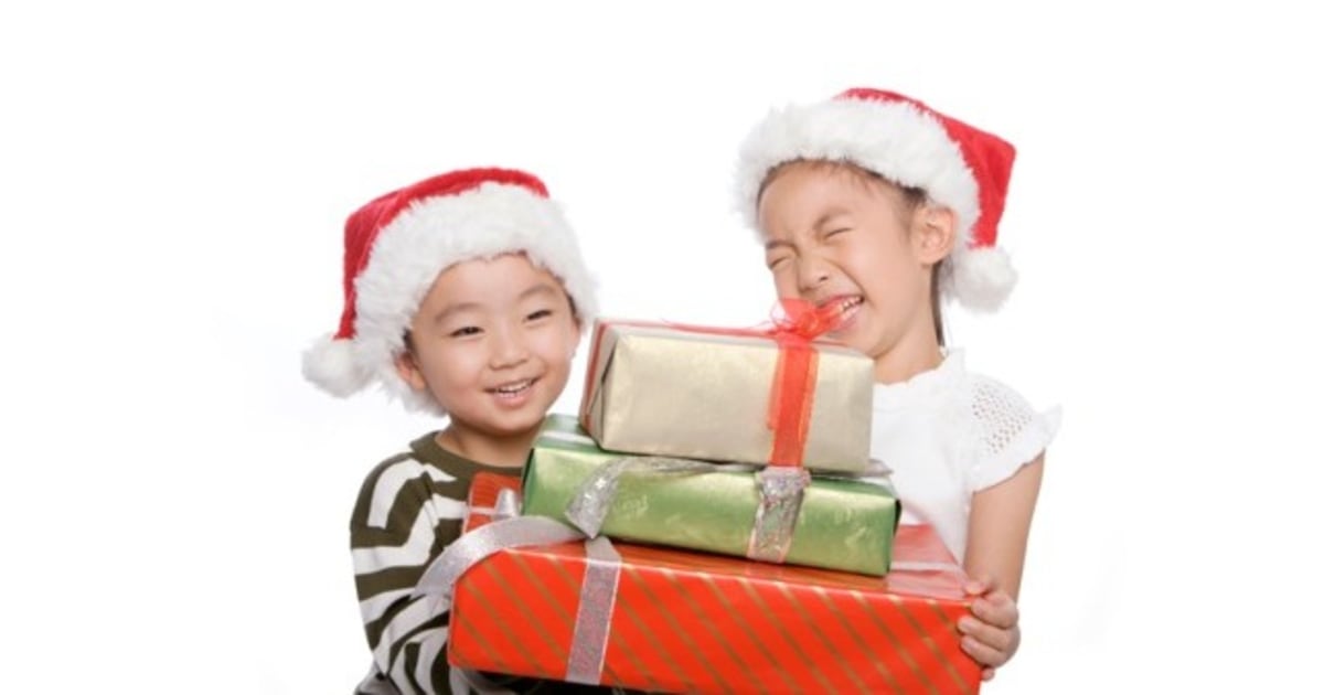 9 best (and worst) ways to pay for holiday gifts