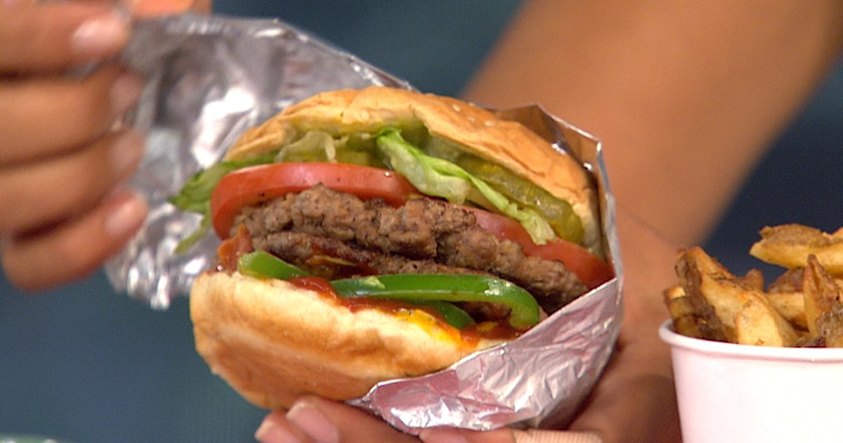 Kathie Lee and Hoda bite into the country's best burgers