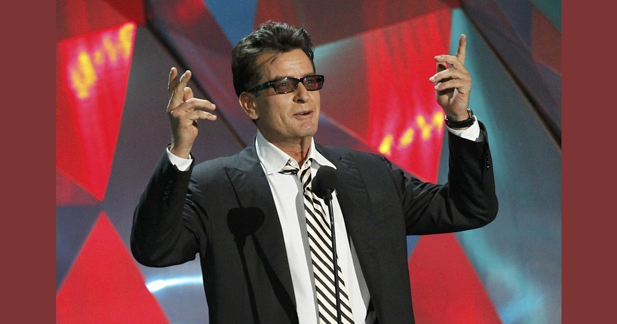 Charlie Sheen: Fans stick by him because he owns up to 'blunders'