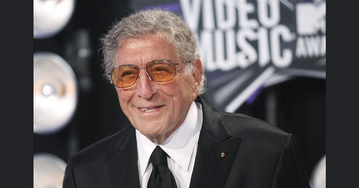 Tony Bennett apologizes for 9/11 remarks