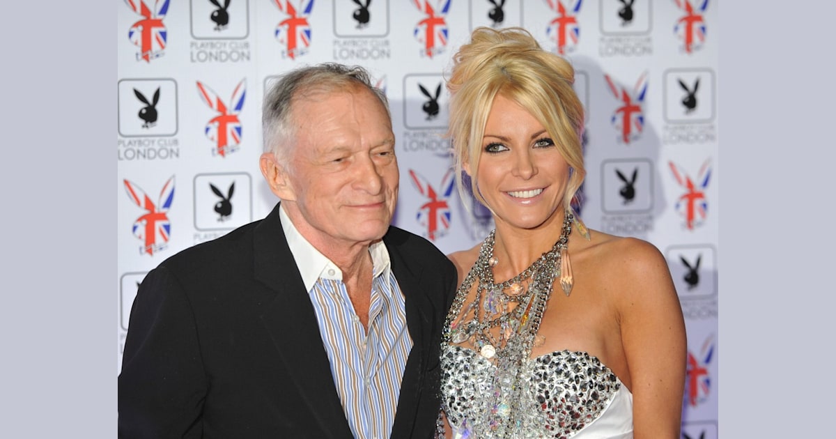 Hugh Hefner wedding is off