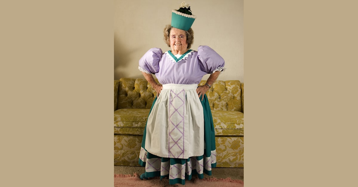 'Wizard of Oz's' flowerpot munchkin dies at 89