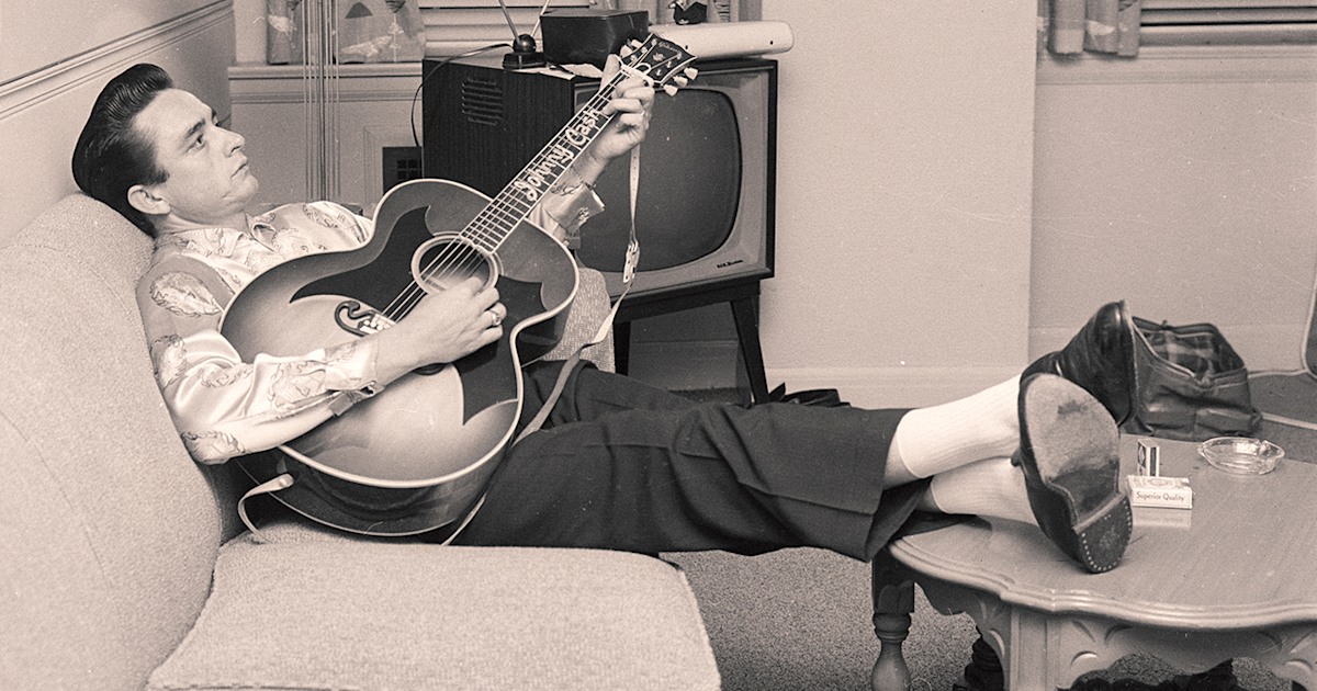 Illustrated biography celebrates life of Johnny Cash through rare photos