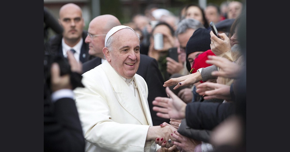 Coolest pope ever? Francis talks previous work as nightclub bouncer
