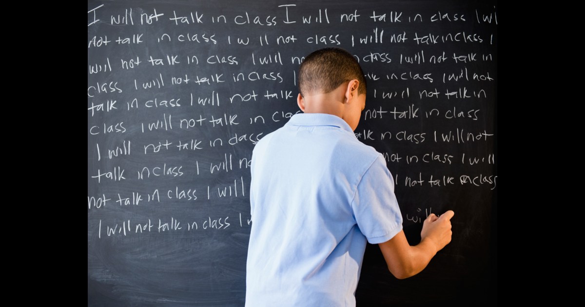 Boys' classroom behavior impacts grades, study finds