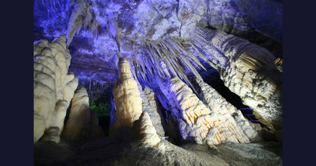 It's a Snap! Snow jade cave, Thai beach and more travel pics