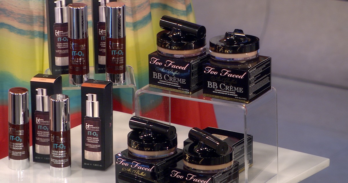 Look naturally flawless with the right makeup