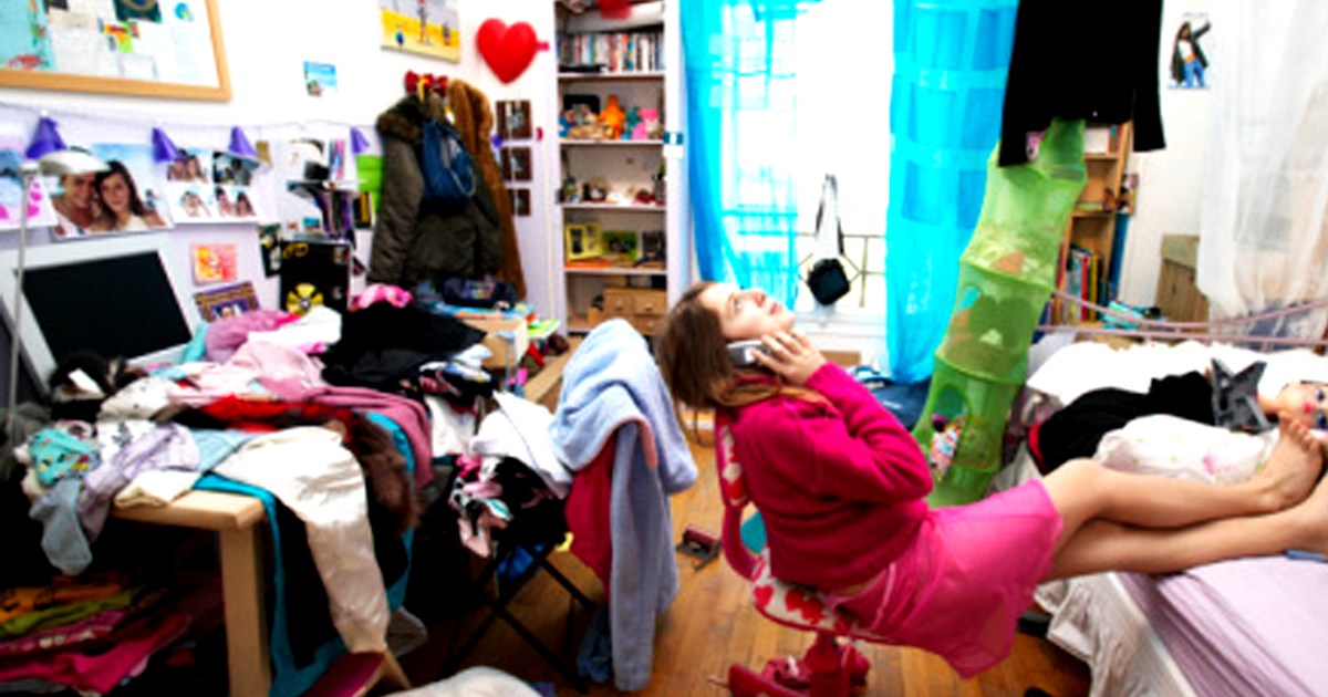 Send us photos of the most cluttered part of your house!