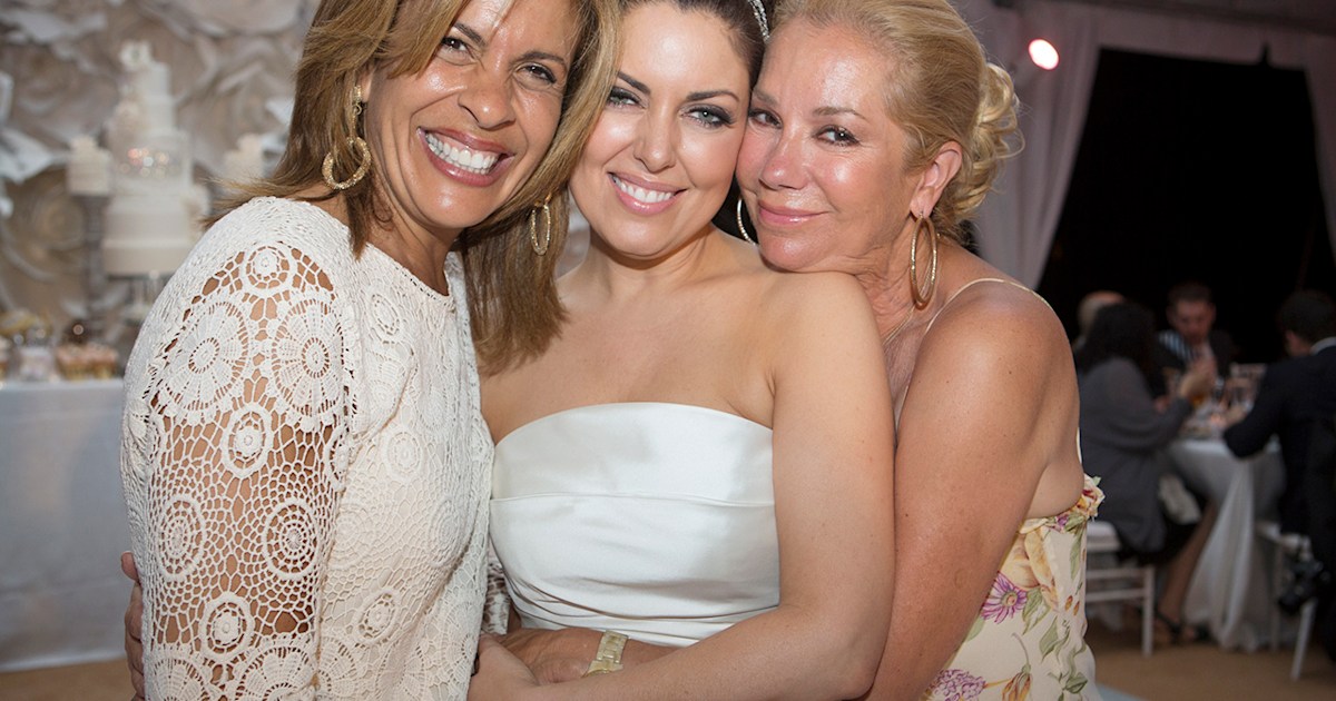 KLG reveals bathroom near-disaster at Bobbie's wedding