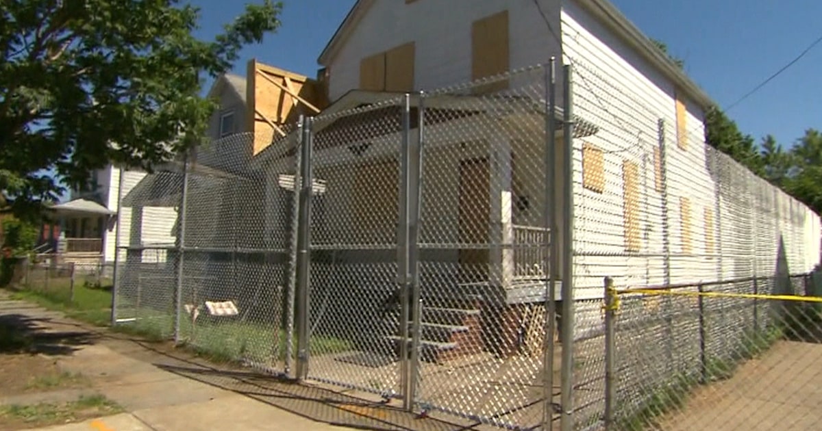 Cleveland kidnapping victims return to 'little simple things'