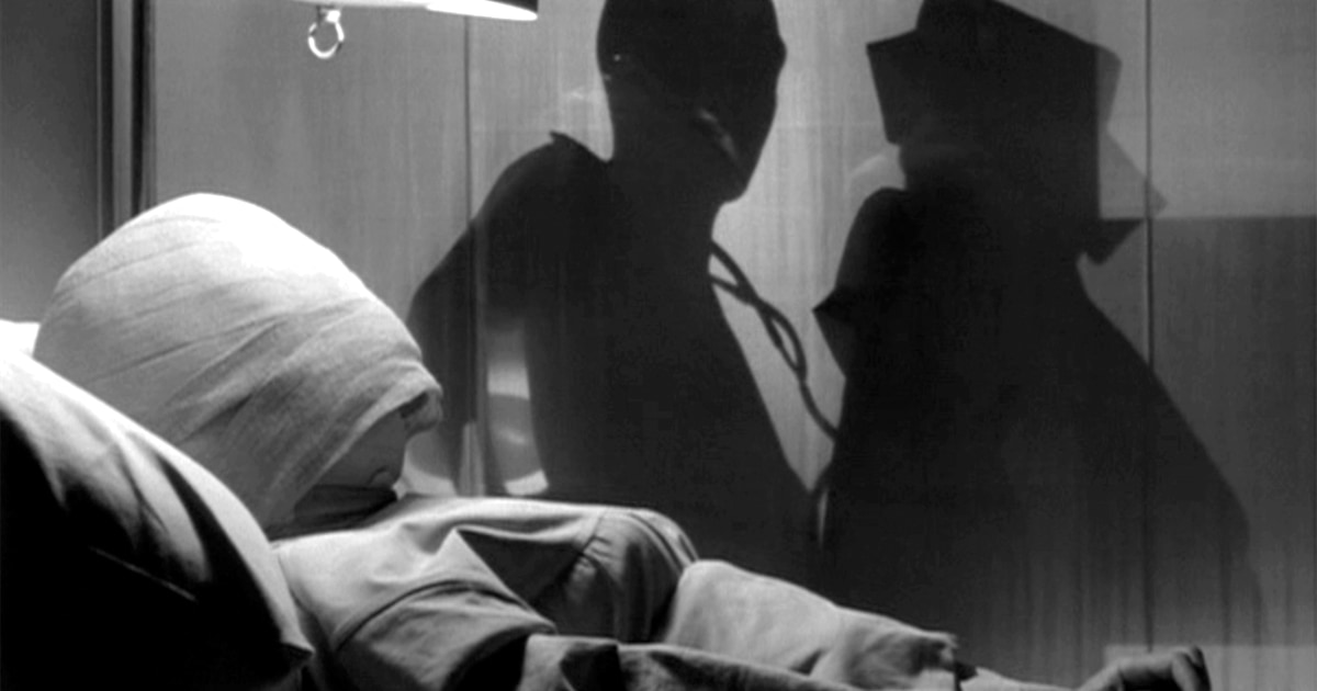 Maxine Stuart, bandaged 'Twilight Zone' patient, soap actress, dies at 94