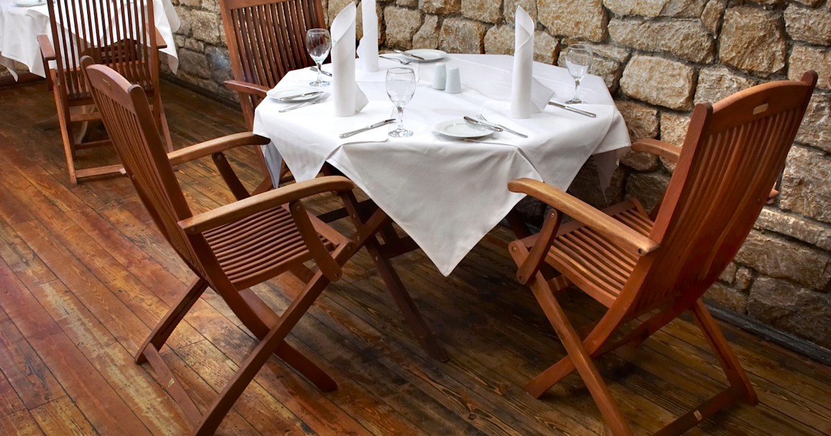 Restaurant publicly shames no-shows on Twitter